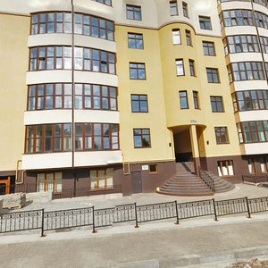Vulytsia Suvorova, No:2Б, Çernoviç: Fotoğraflar