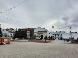 Ploshcha Shevchenka, No:42, Nadvornaya: Fotoğraflar
