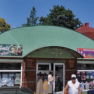 Ploshcha Kyryla i Mefodiia, No:16А, Mukaçeve: Fotoğraflar