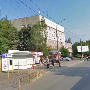 Holovna vulytsia, No:205, Çernoviç: Fotoğraflar