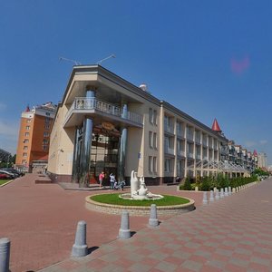 Obolonska Embankment, No:17, Kiev: Fotoğraflar