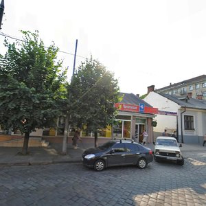 Holovna vulytsia, No:92, Çernoviç: Fotoğraflar