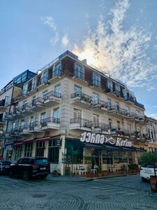 Noe Zhordania Street, No:7/10, Batum: Fotoğraflar